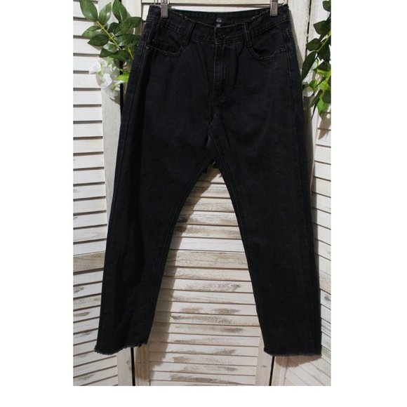 Missguided | Jeans | Missguided Wrath Cleancut Crop Leg Jeans 13 | Poshmark